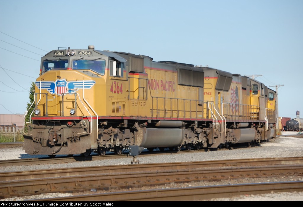 UP 4364, 4742 & 2330